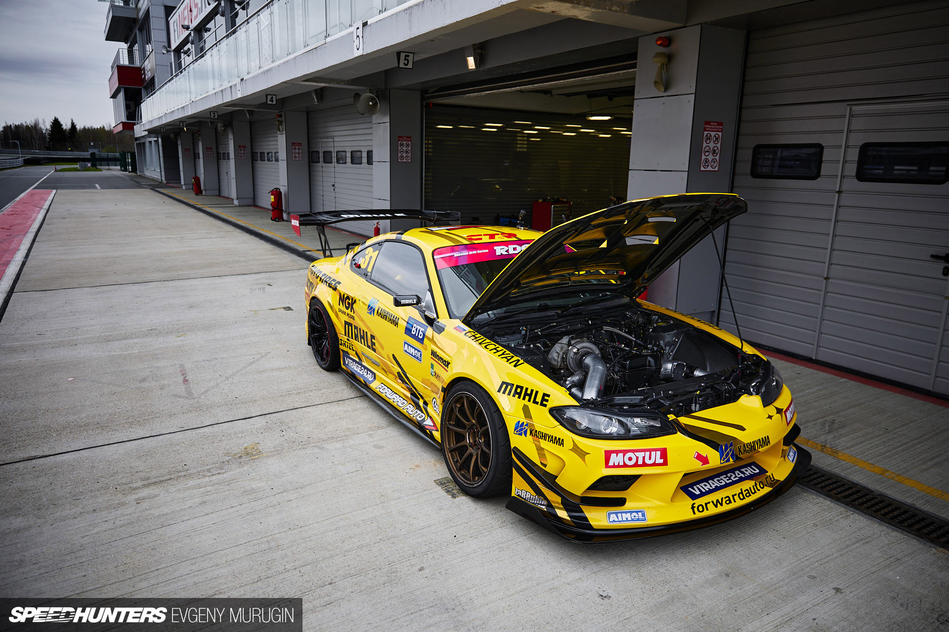 Shock & Awe: The Russian Drift Series' Spectacular Season Opener ...