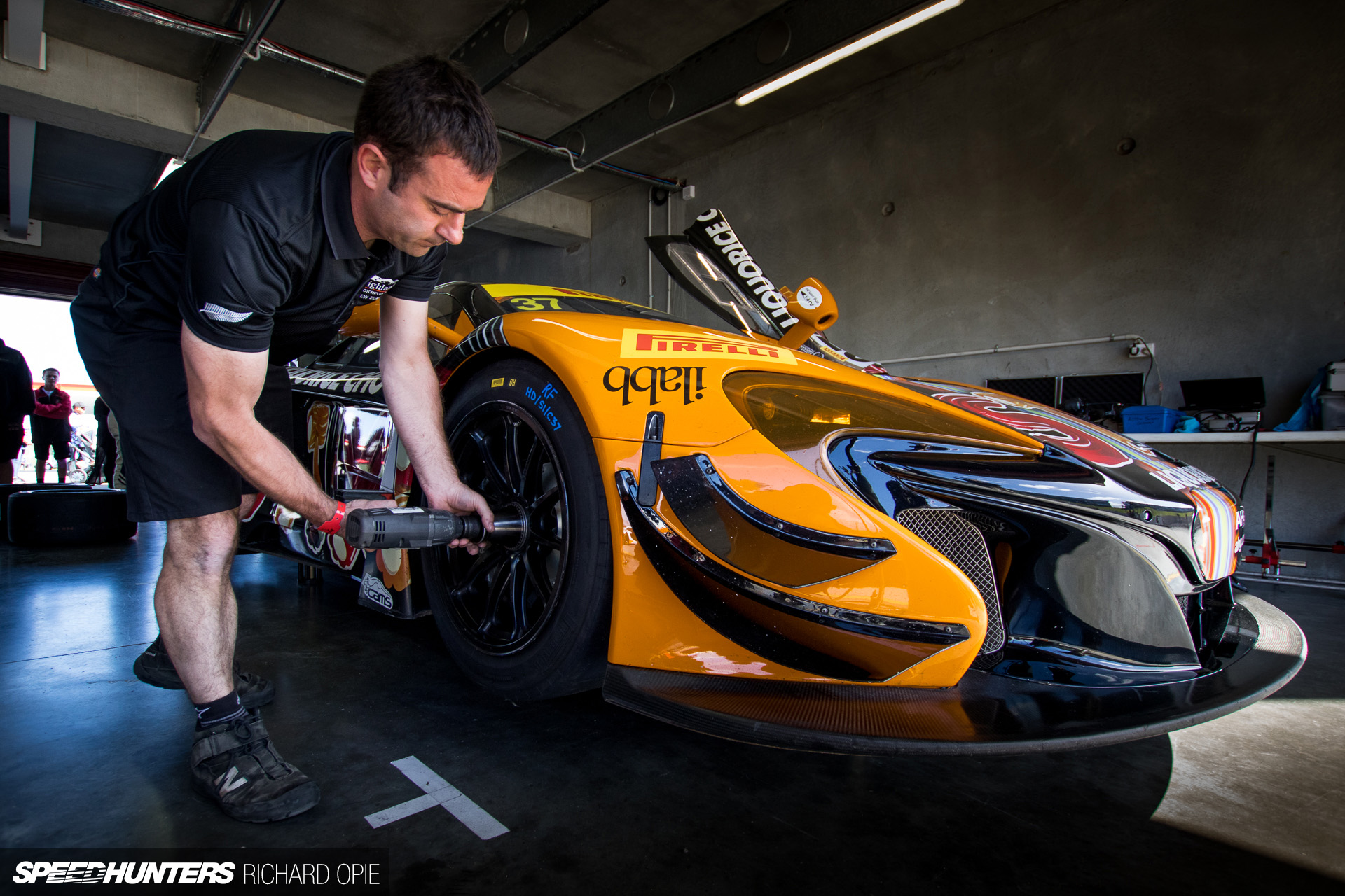 Mad Mike's McLaren GT3 Experience - Speedhunters