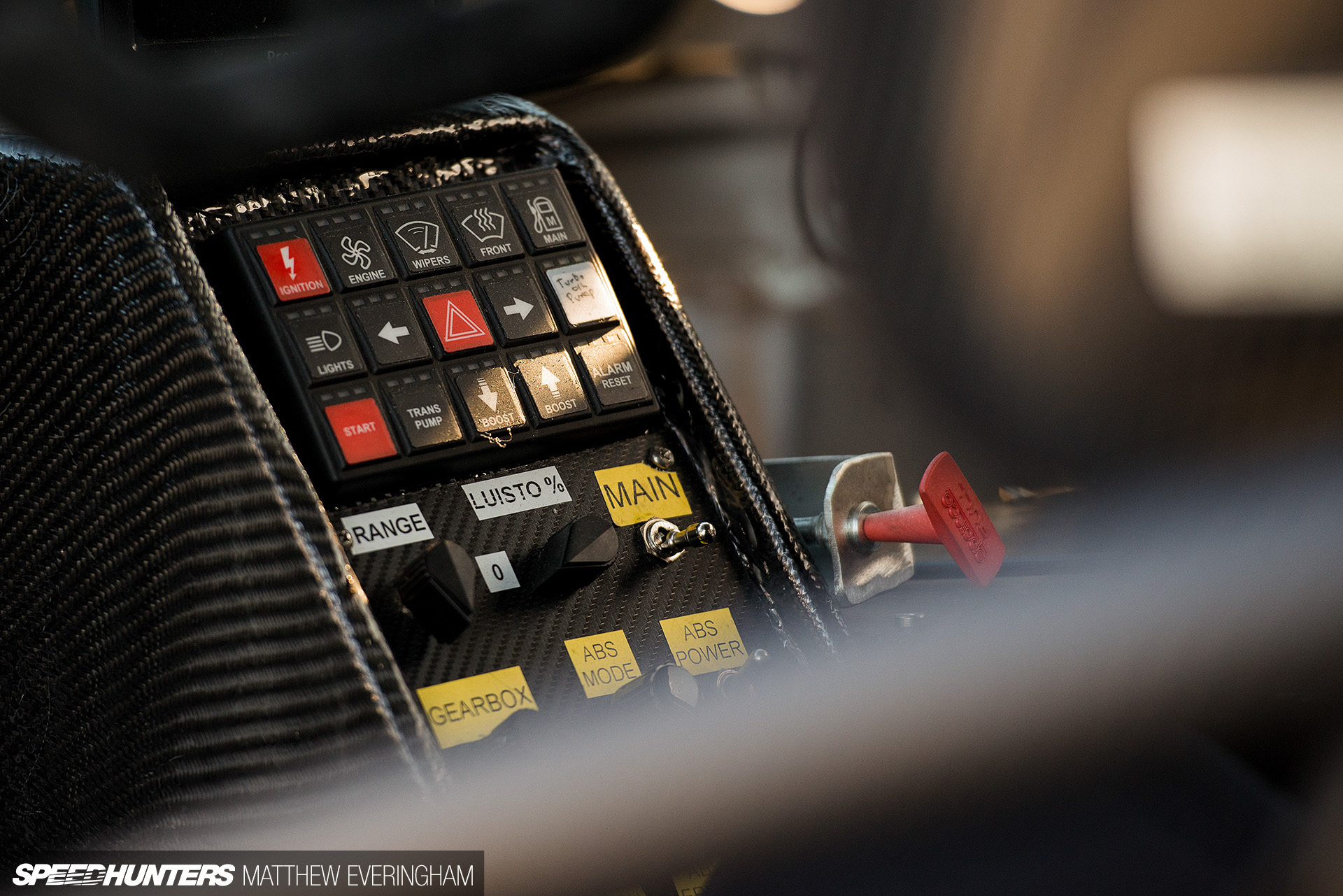 A Different Approach To Time Attack: The R8 1:1 - Speedhunters