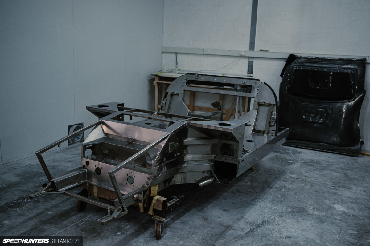 Behind The Doors Of CAV: Builders Of High-End GT40 Replicas - Speedhunters