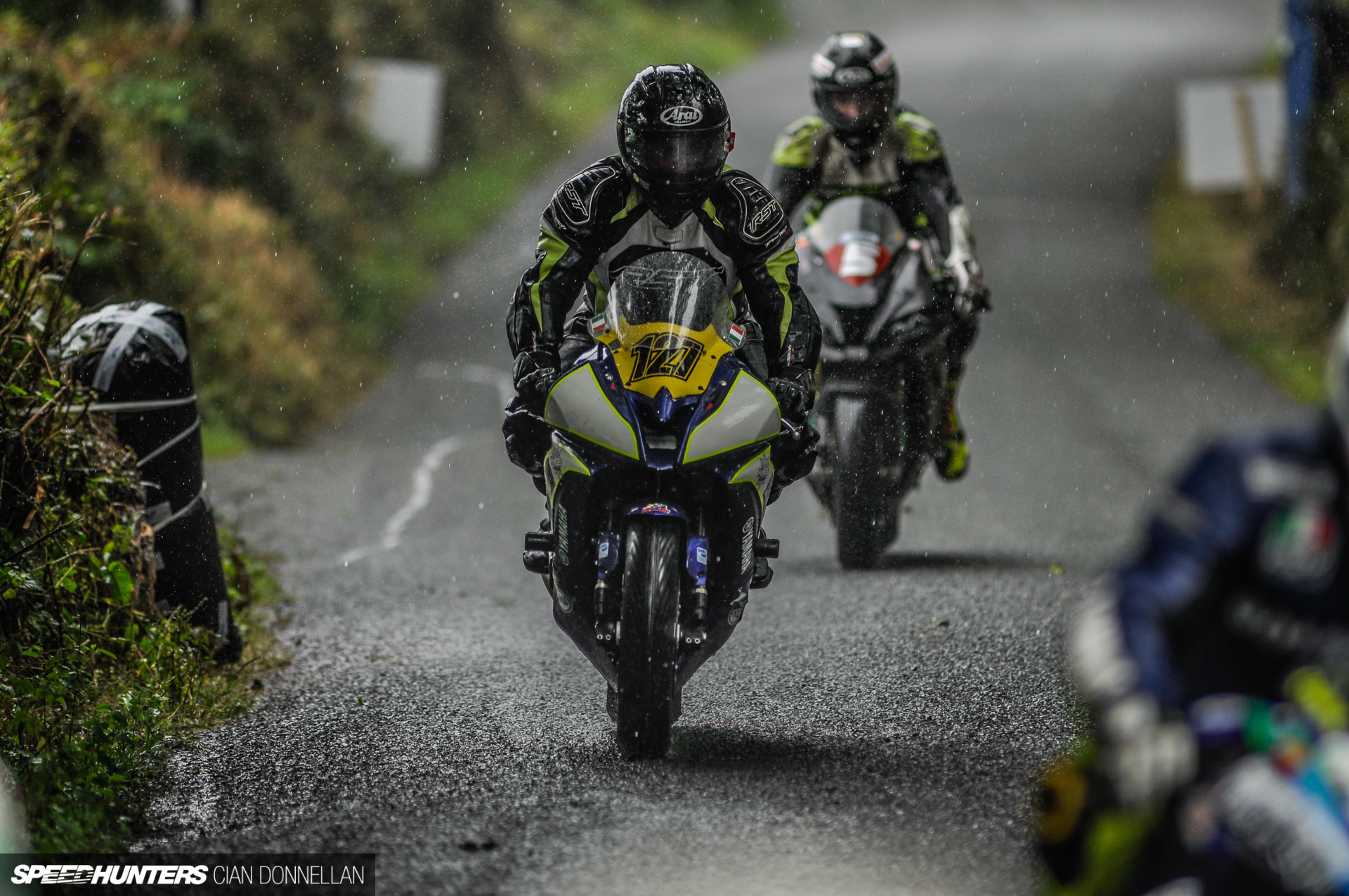 Tarmac Warriors: The World of Irish Road Racing