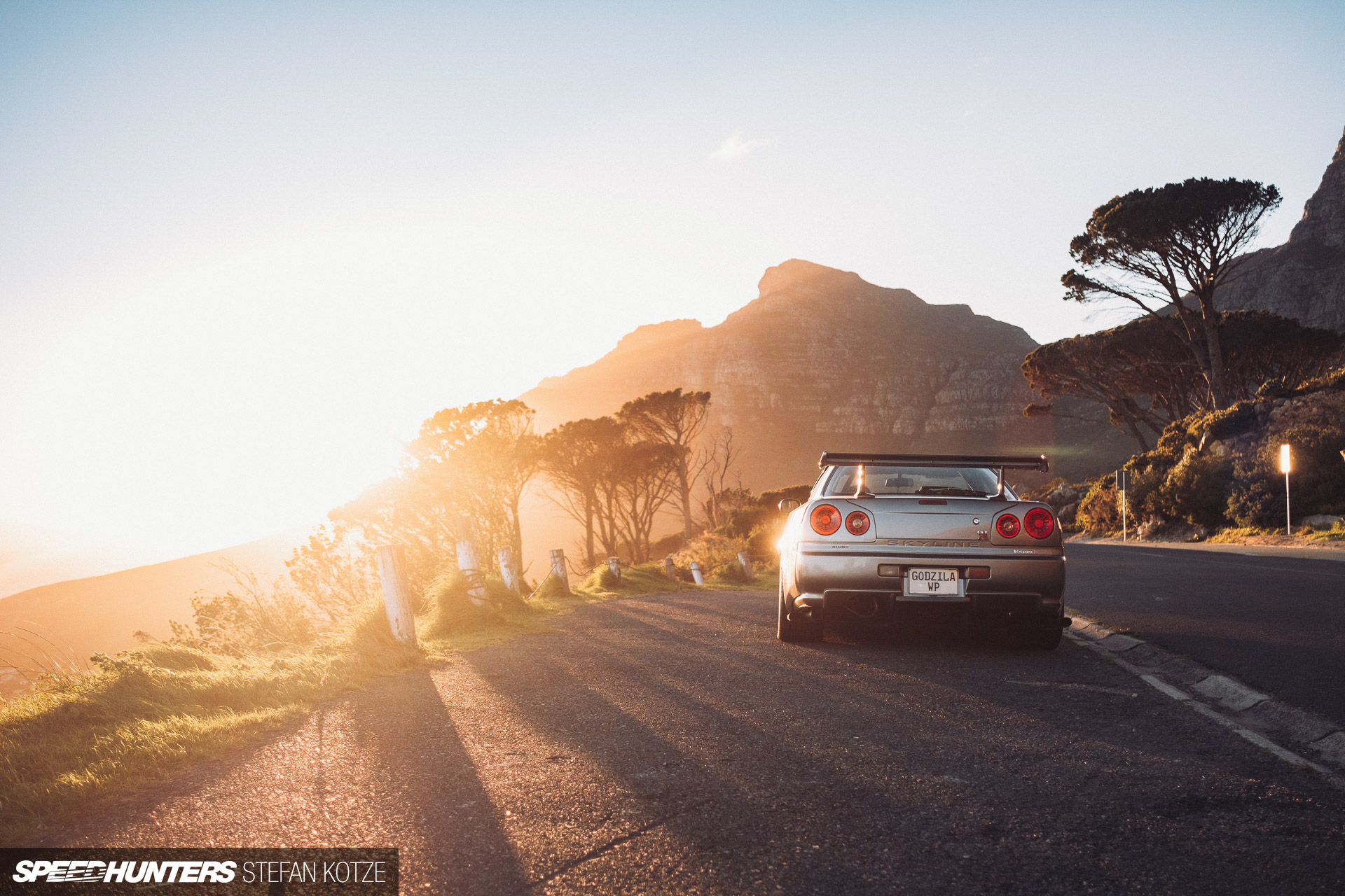 Wide & Wicked: An 800hp R34 Skyline GT-R - Speedhunters