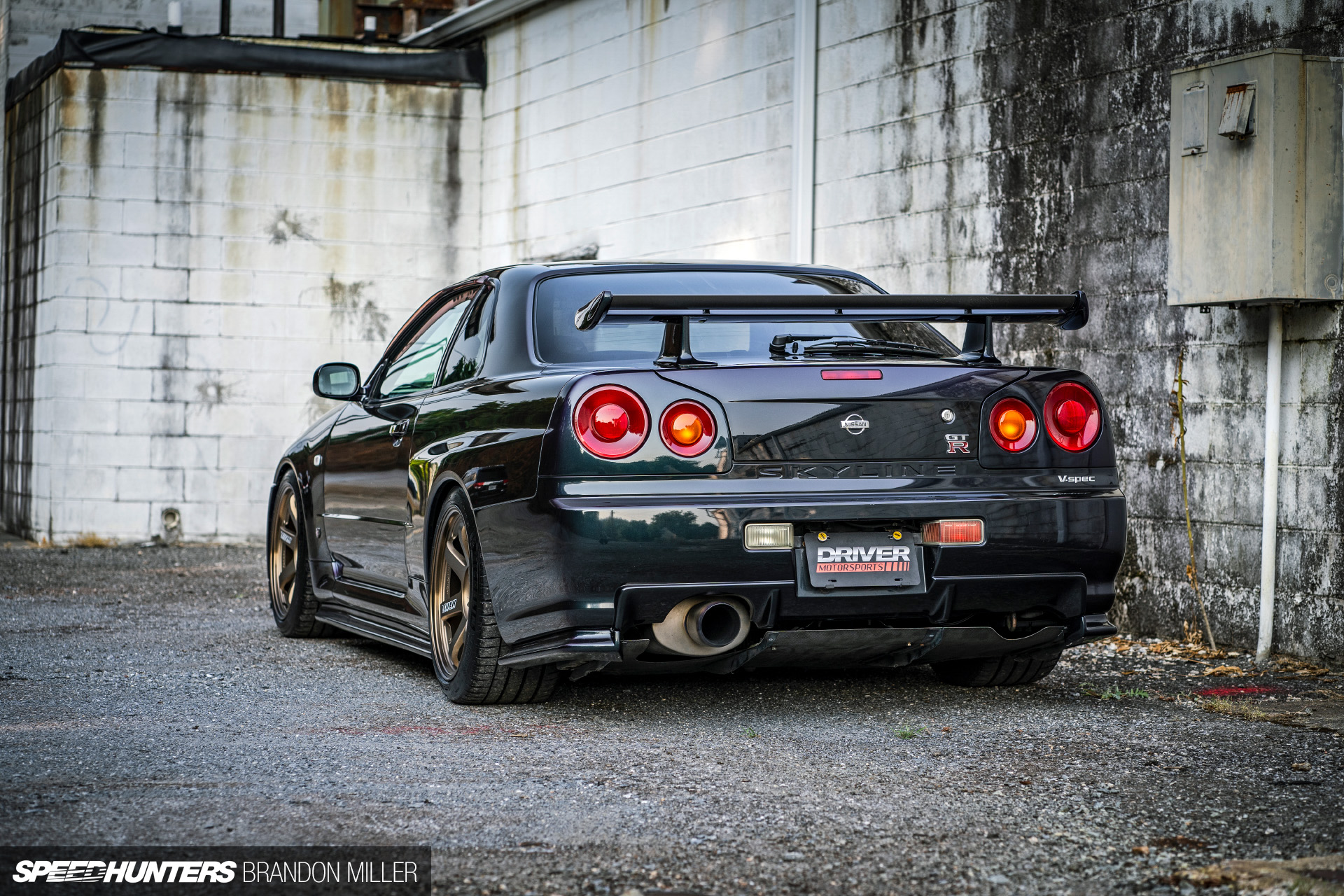 A Big-Boosting R34 Skyline GT-R V-Spec - Speedhunters