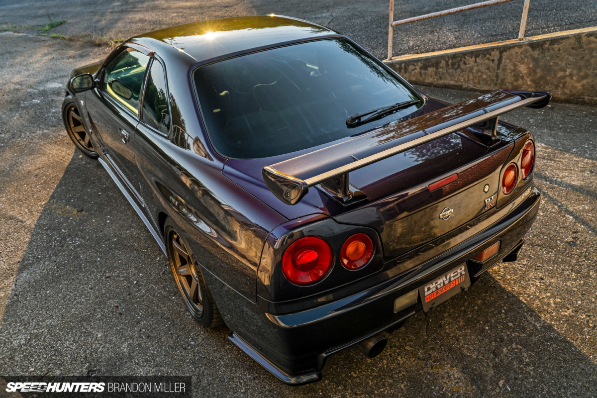 A Big-Boosting R34 Skyline GT-R V-Spec - Speedhunters