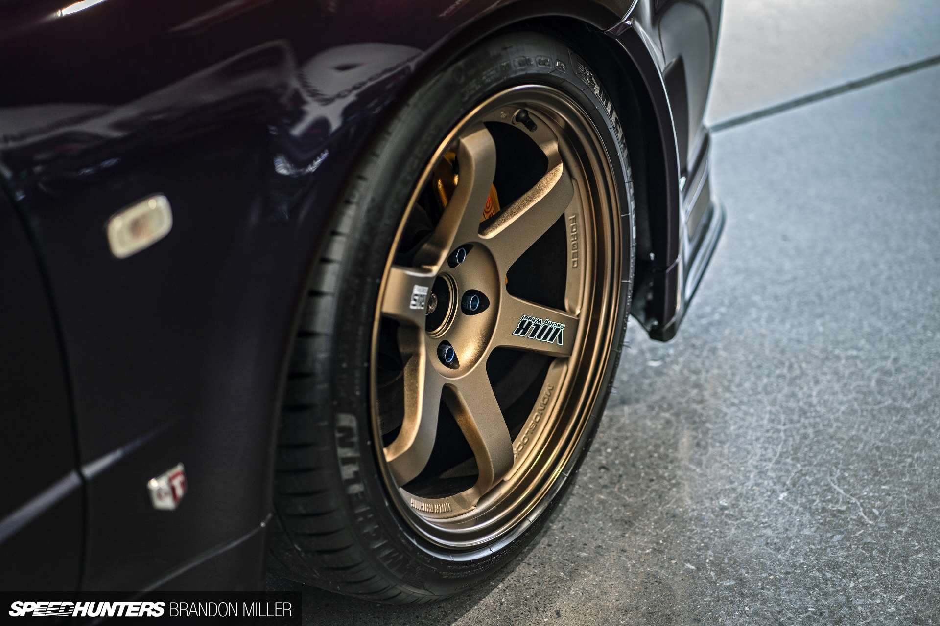 A Big-Boosting R34 Skyline GT-R V-Spec - Speedhunters