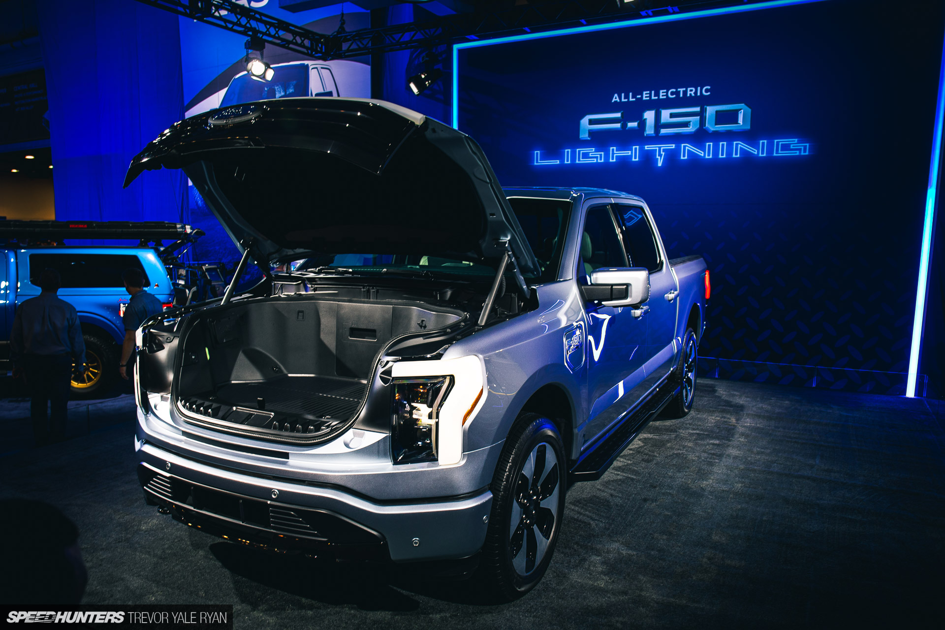 A First Walk Through SEMA 2021 - Speedhunters