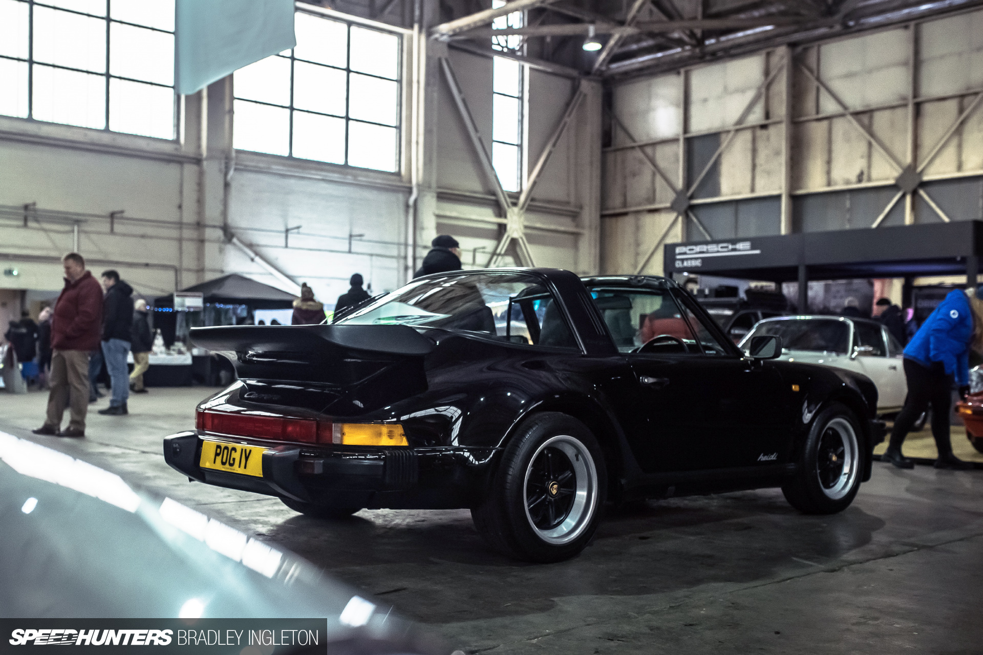 A Very Merry Porsche Christmas - Speedhunters