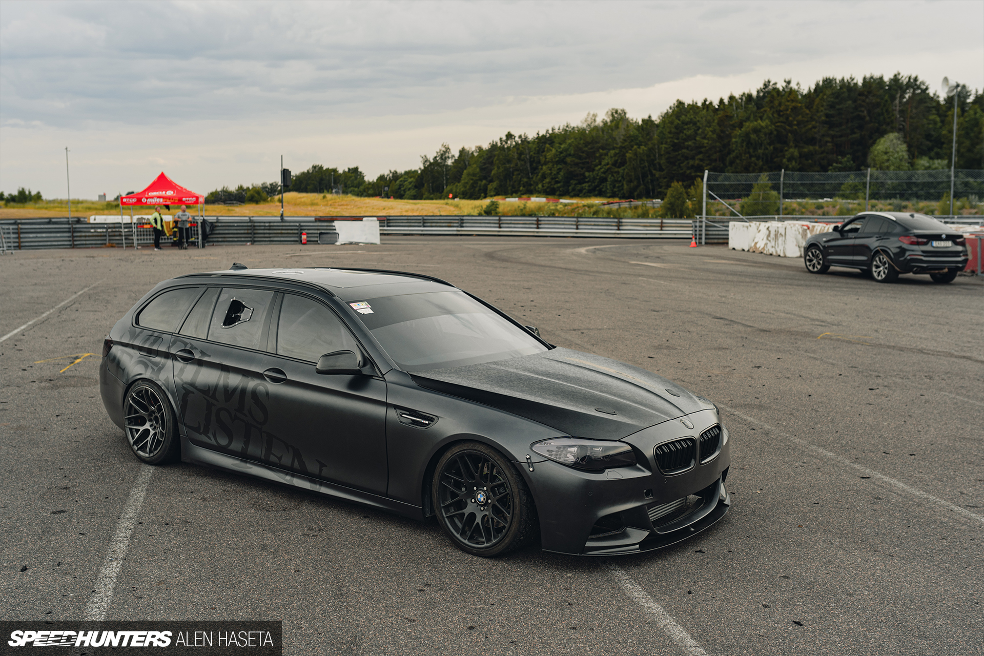 A BMW 5 Series Touring Built To Slide - Speedhunters